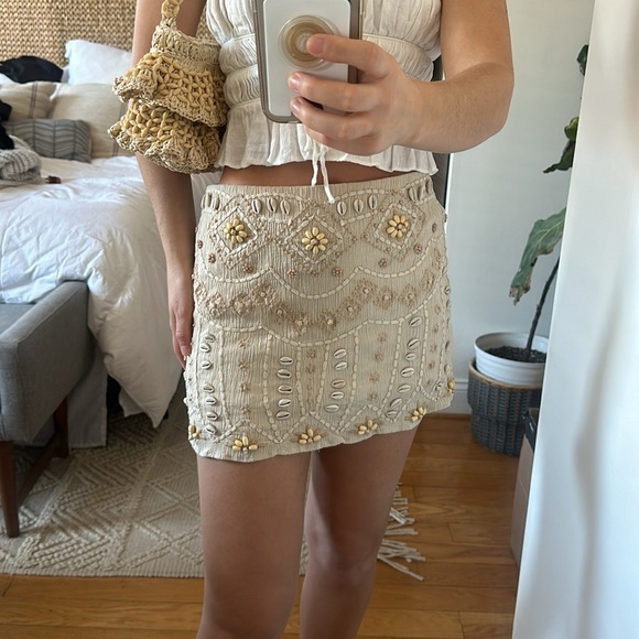 Zara | Skirts | Zara Embroidered Shell Mini Skirt Small Beachy Summer ...
